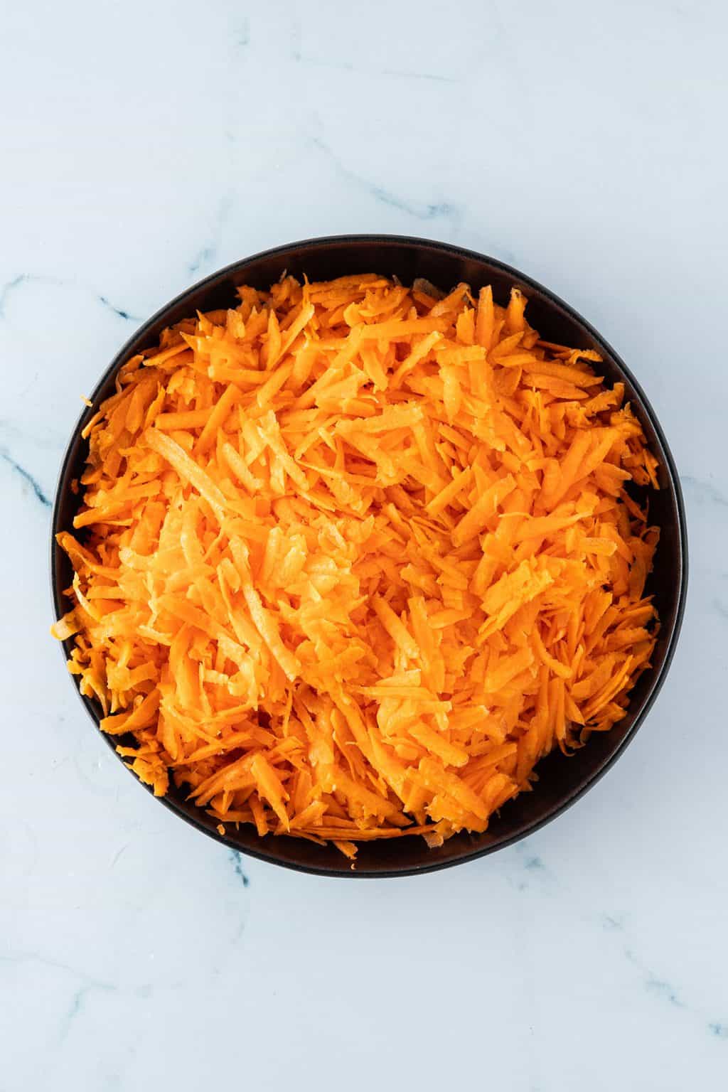 Möhren Apfel Salat • Jules' Menu