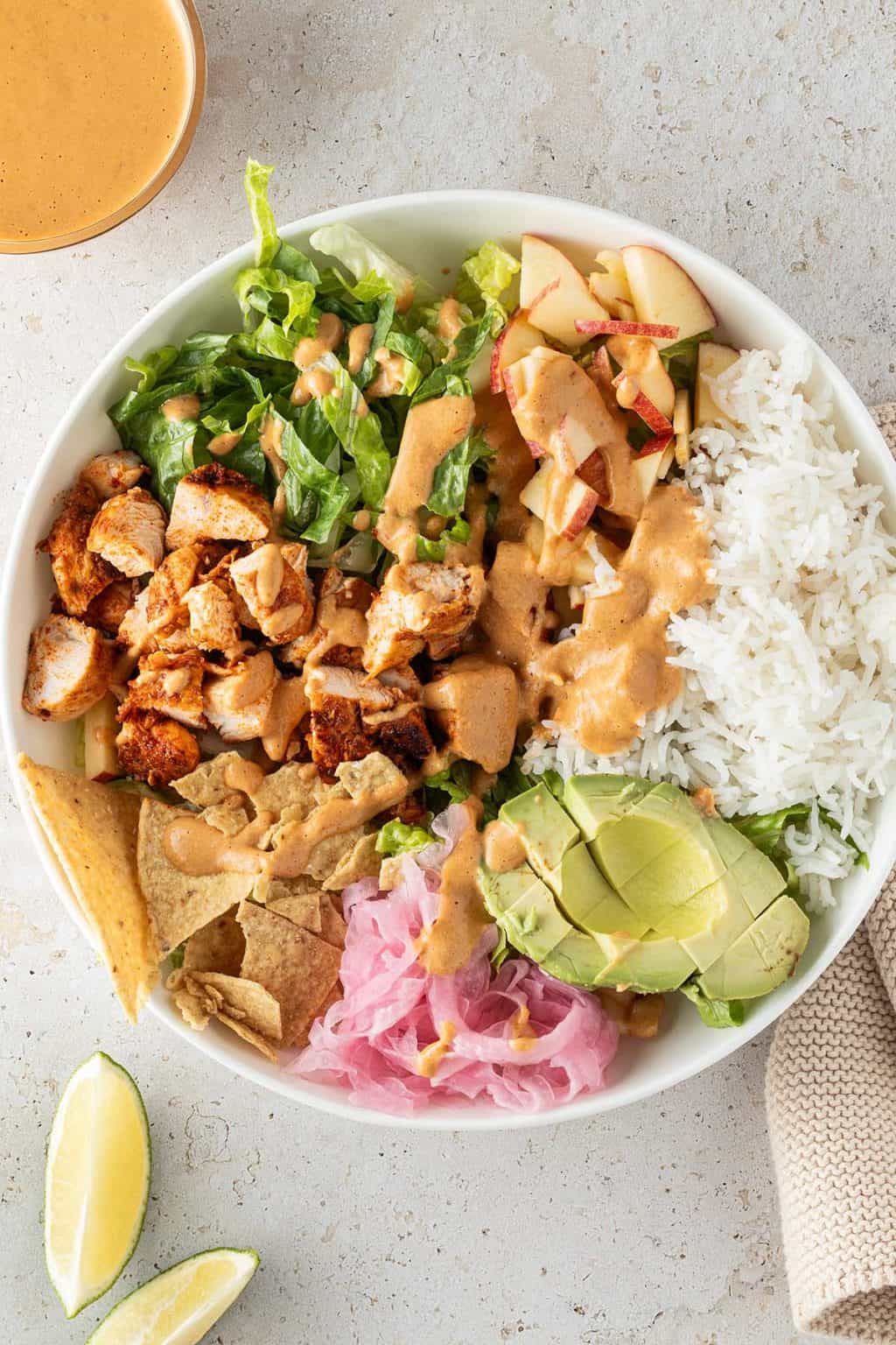Bowl Mit Hahnchen Avocado Reis
